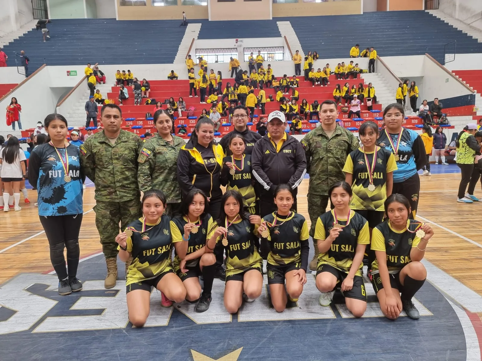 Comil se corona campeón en las finales de los juegos estudiantiles - La ...