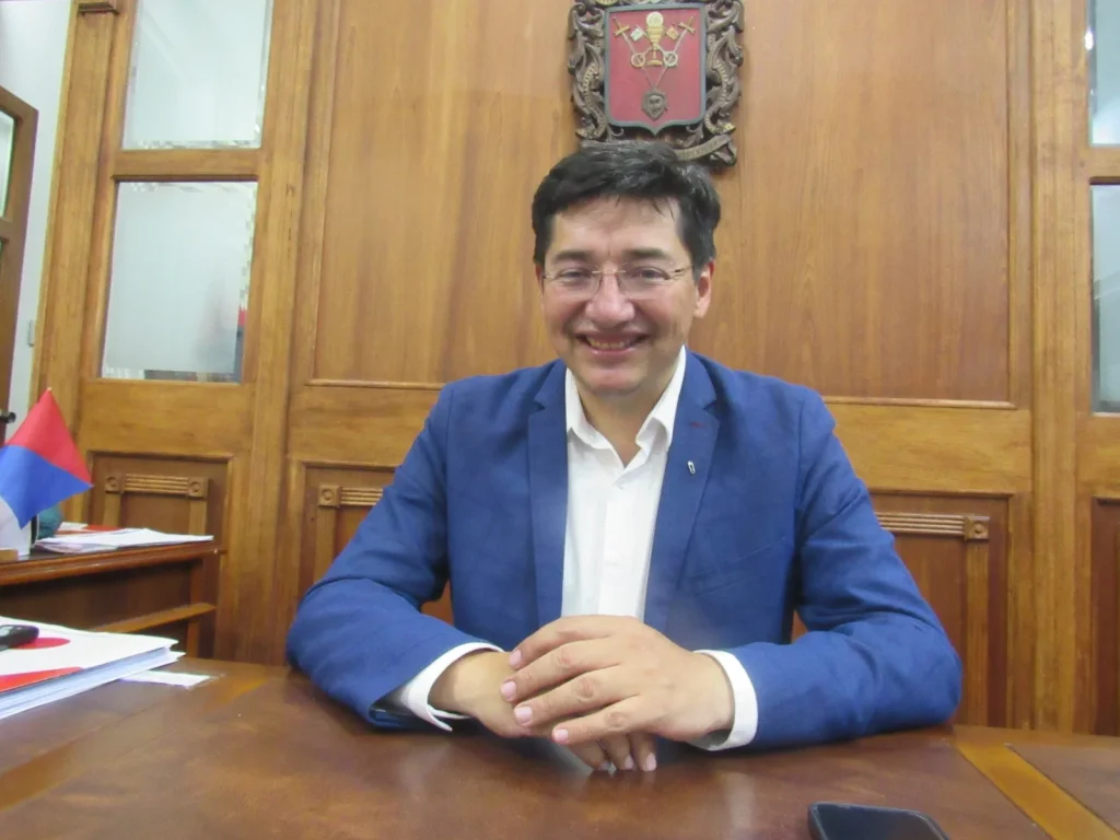 Alcalde John Vinueza: Solicitudes de revocatoria son infundadas ...