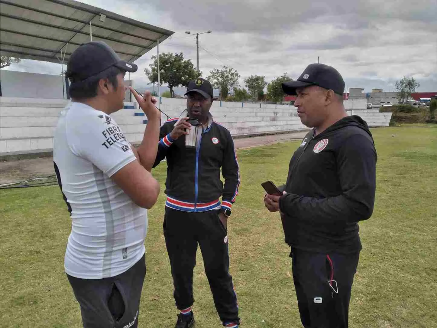 Edison Méndez llega con “Mamita” Calderón a Daquilema FC - La Prensa ...