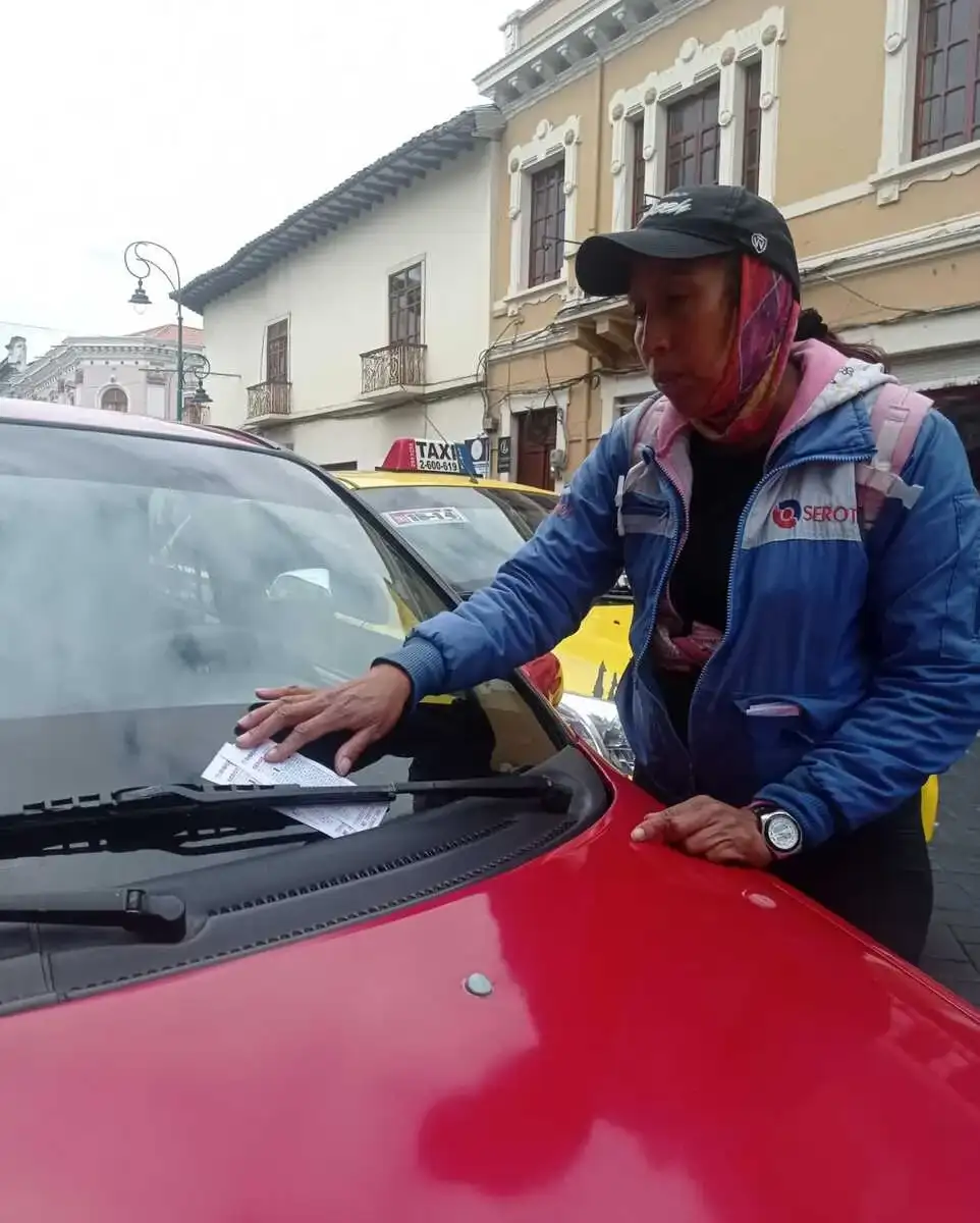 Trabajadores del SEROT en Riobamba desconocerían la reforma - La Prensa ...