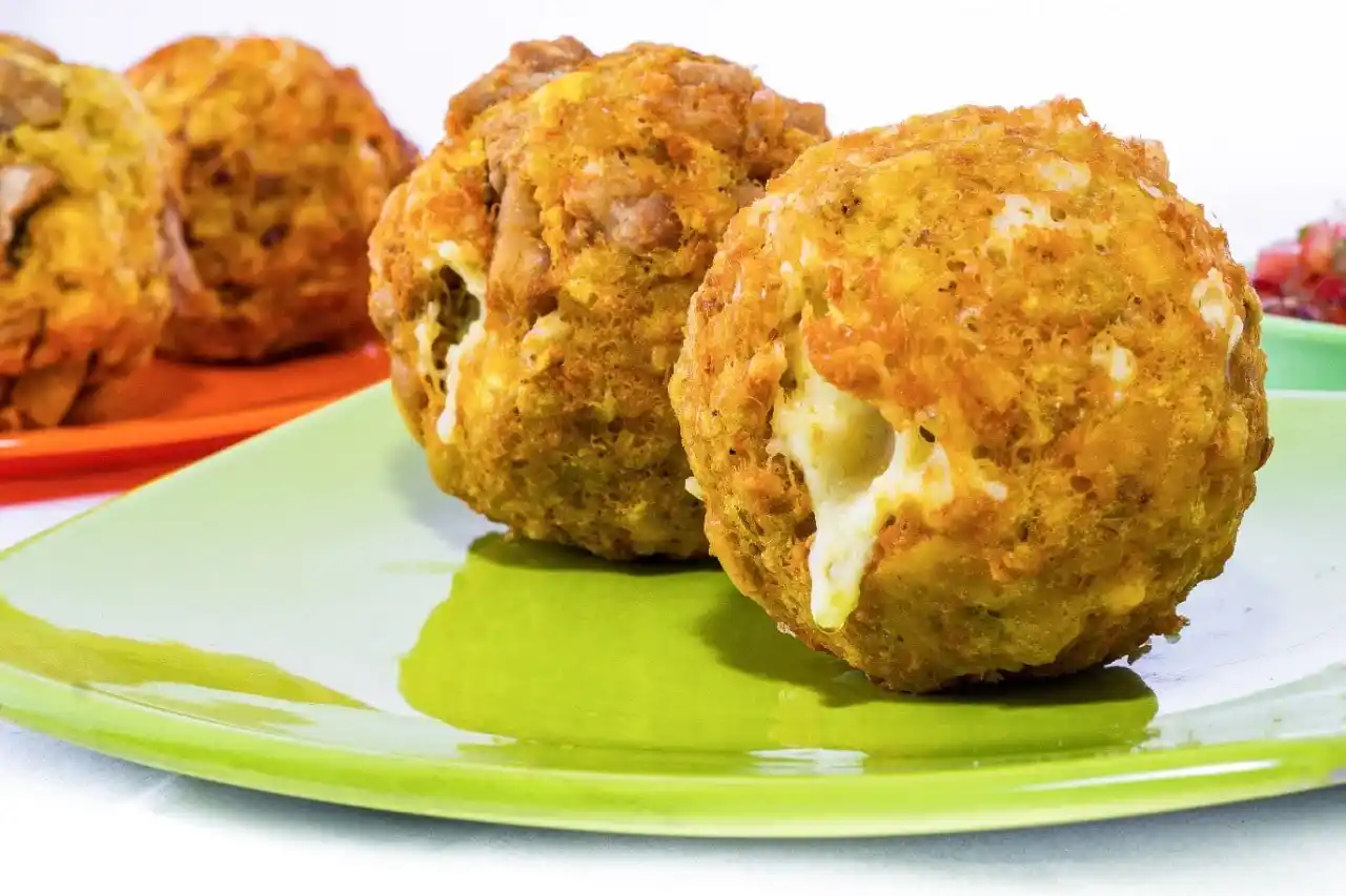 Los mejores bolones de verde en Riobamba: Sabor y tradición - La Prensa ...