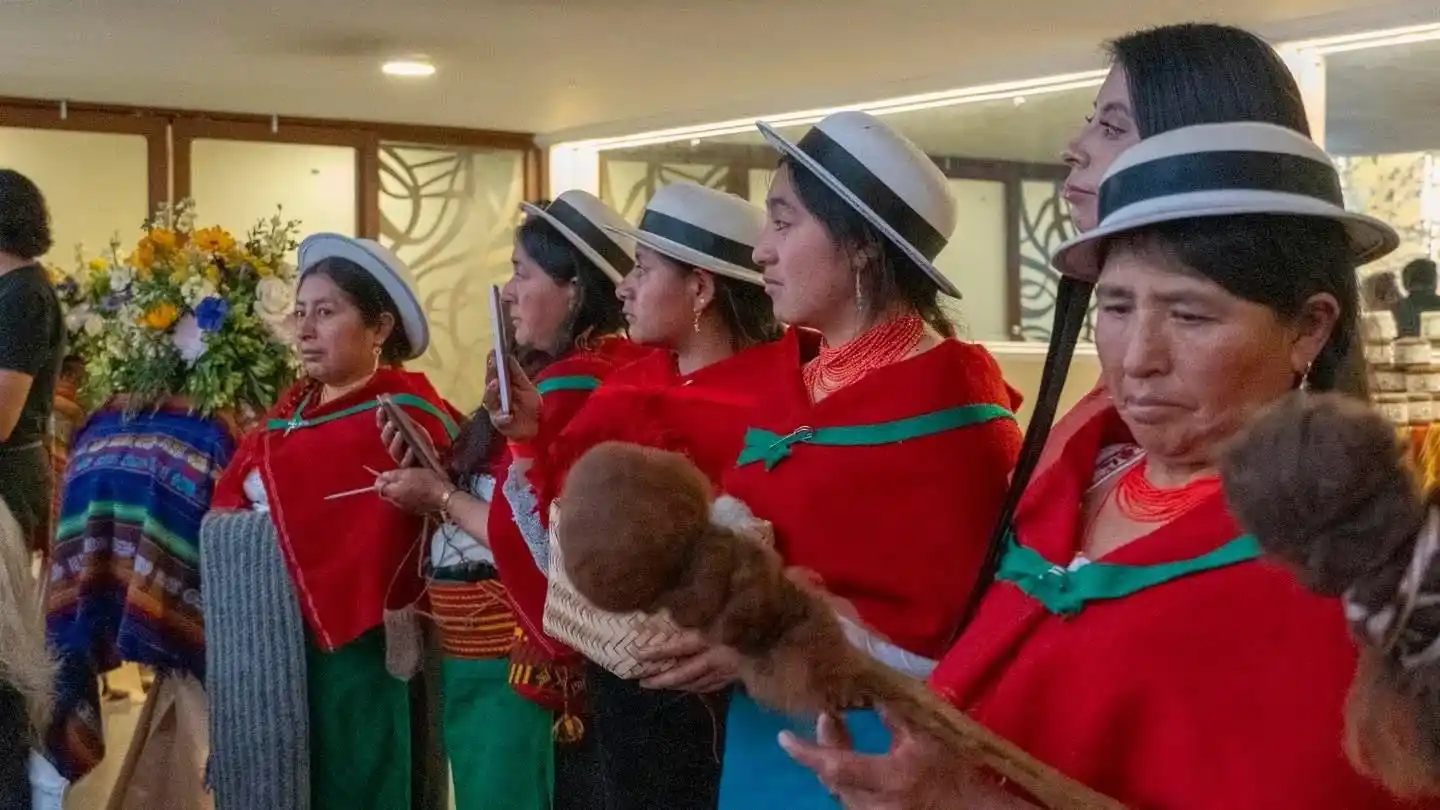 Presentación de 'ILLA': Moda andina sostenible en Chimborazo - La ...